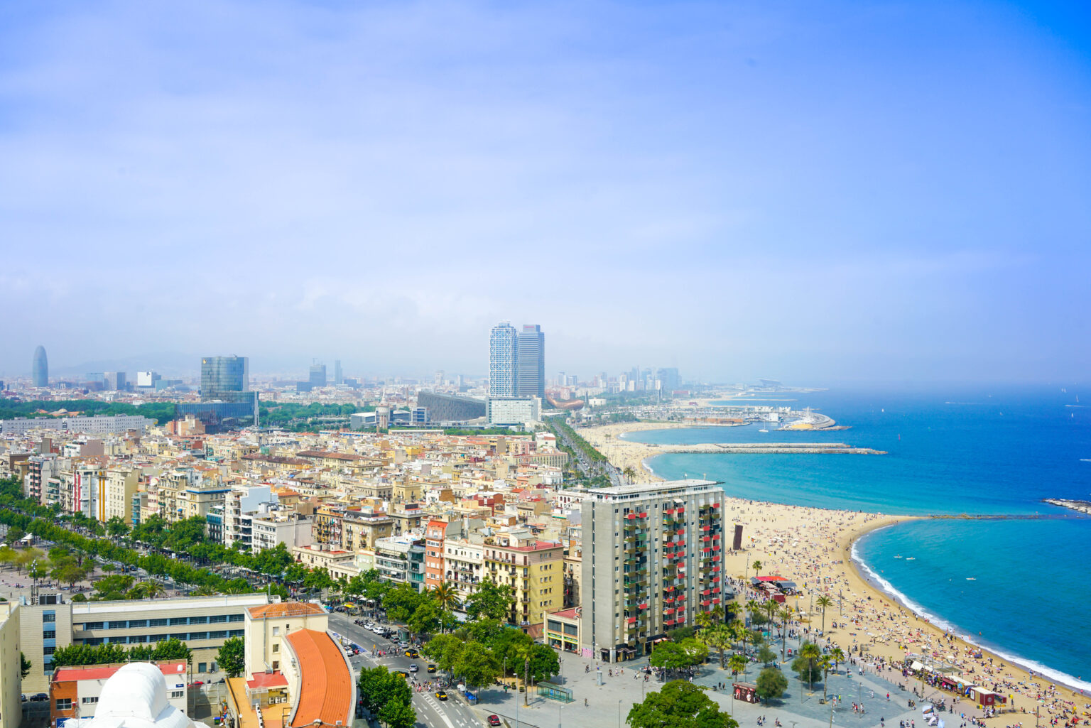 11 Stunning City Beaches Around the World